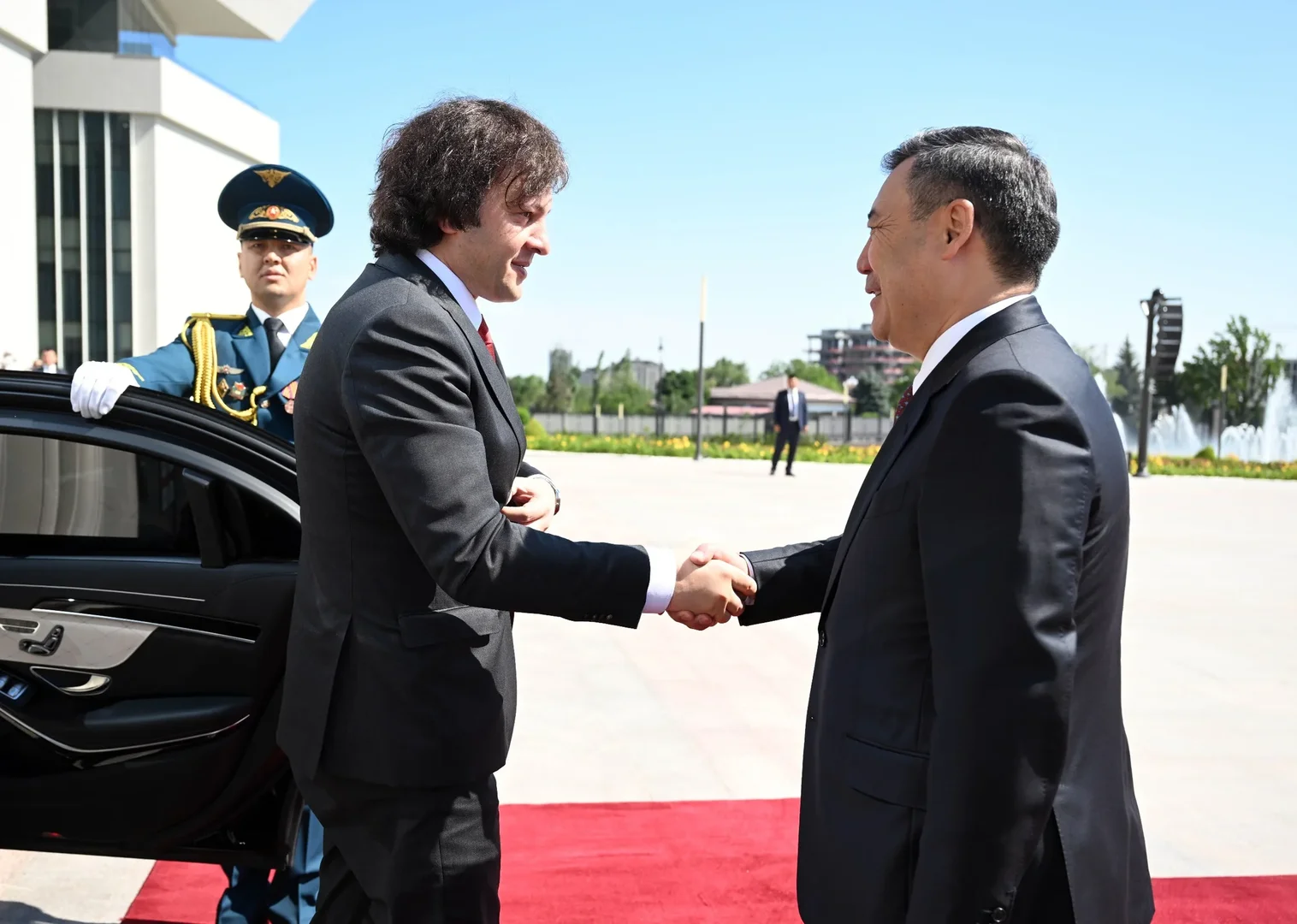 Gürcistan Başbakanı Irakli Kobahidze, Intımak Ordo'ya geldi - Kırgız ...
